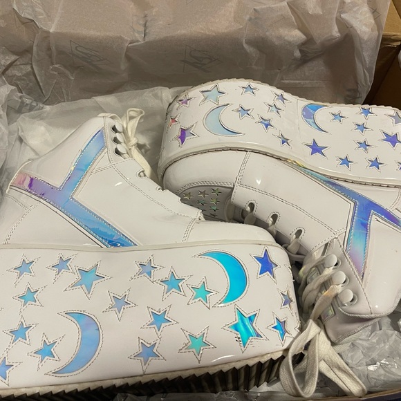 YRU | Shoes | Rave Platform Boots | Poshmark